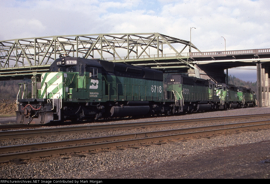 BN SD40-2 6718